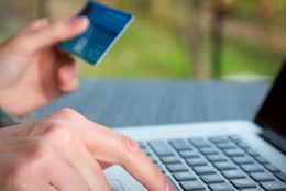 Can I Use A Visa Gift Card On Amazon Yes Here s How Verified